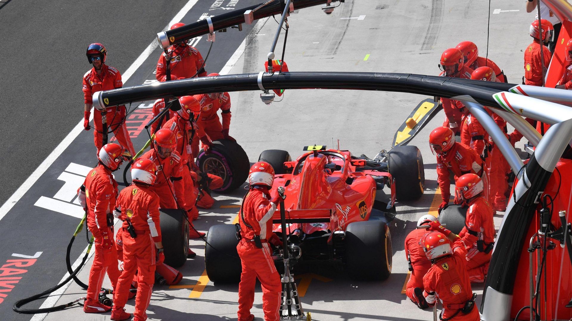 ferrari pit stop – Grada3.COM
