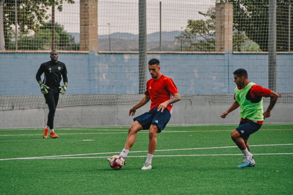 Alavés y Osasuna quieren a Ismael Sierra