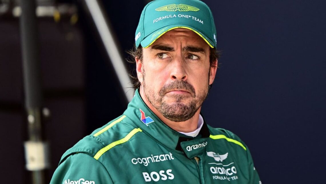 Fernando Alonso advierte de los riesgos del reglamento F1 2026