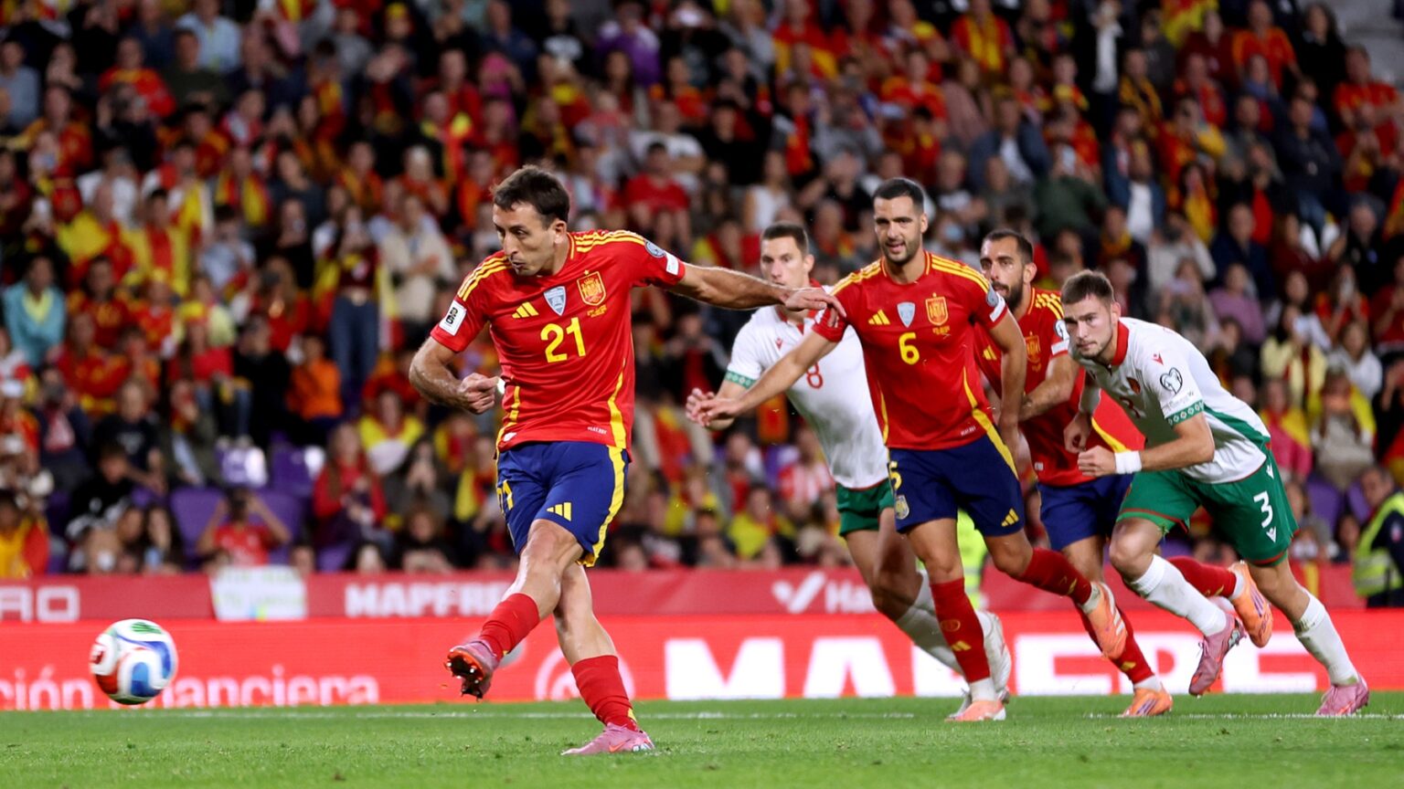 Alineación oficial del España vs Turquía