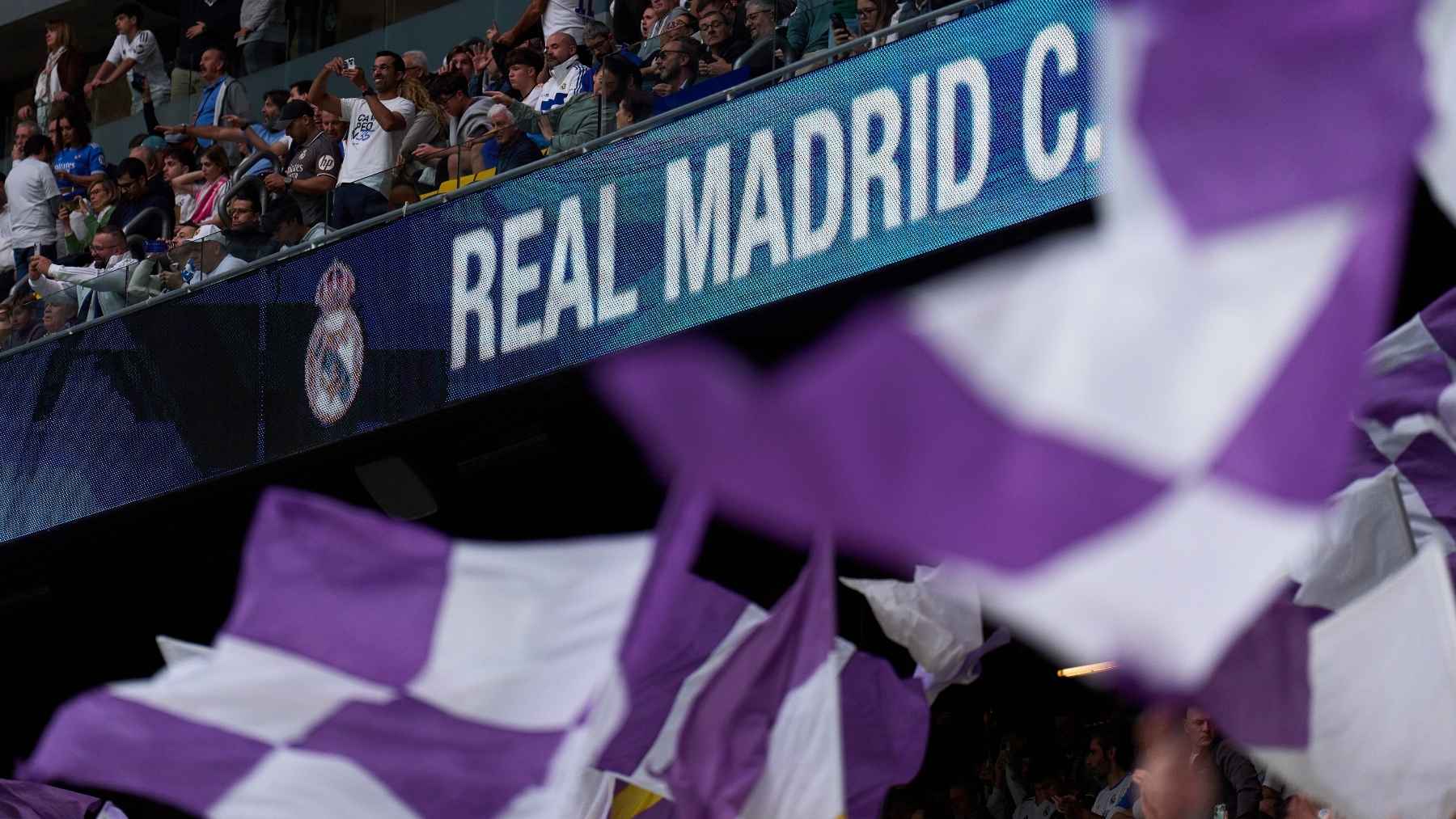 Un Bernabéu enfadado espera a los suyos